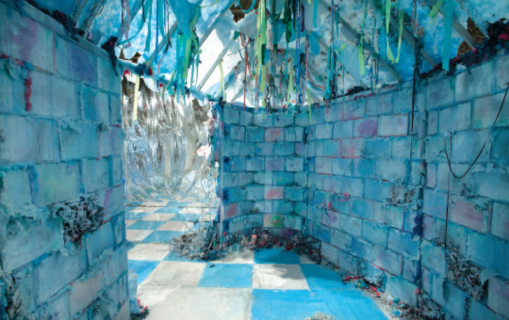 Tricia Middleton: Exquisite Collapse – Canadian Art
